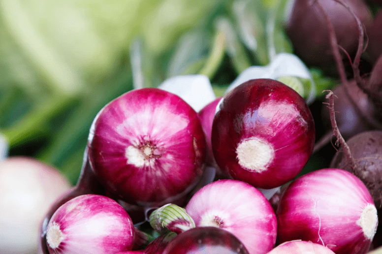 Quercetin: fights viruses, chronic diseases and more! – Little Choices